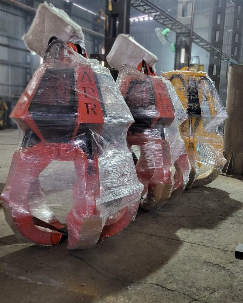 Hydraulic Grab Bucket for Excavator | APR Bright Industries